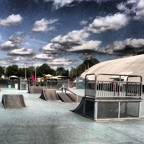Overlook Skatepark - Skate Park