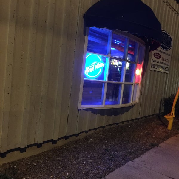 Lunker's - Bar in Normal