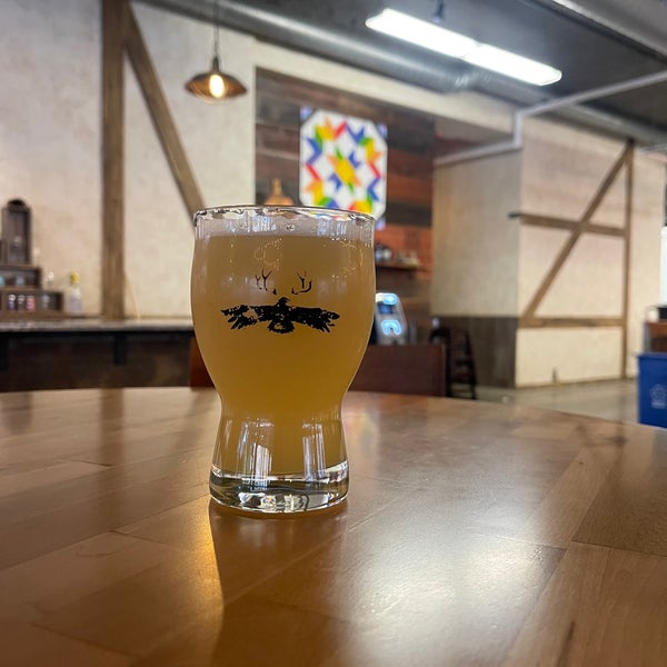 Lakes & Legends Brewing Company - Loring Park - 1368 Lasalle Ave