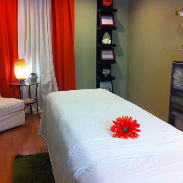 The Posh Daisy Salon Spa - Mary Esther, FL