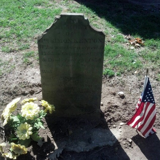 Simon Kenton grave - Cemetery in Urbana