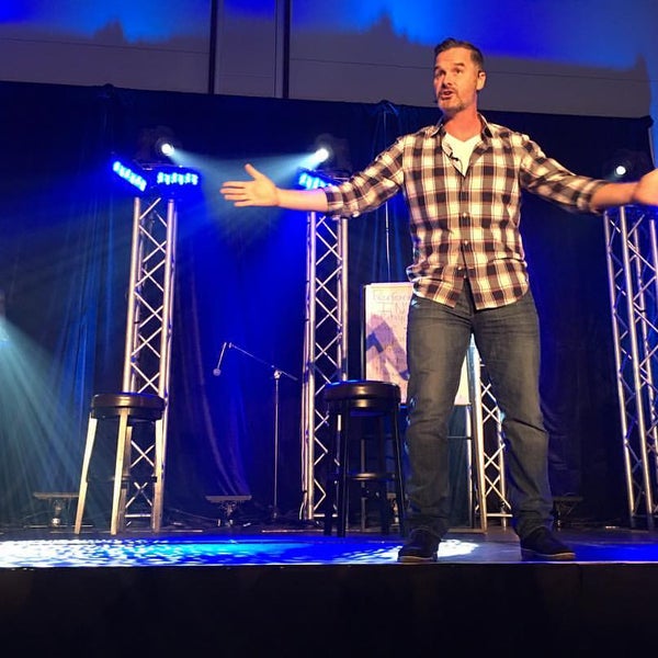 Photos at Centre de congrès et d'expositions de Lévis - 5750 J-B-Michaud