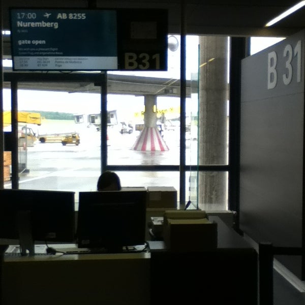 Gate B31 - Terminal 1
