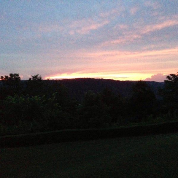 Williams Country Club - Golf Course