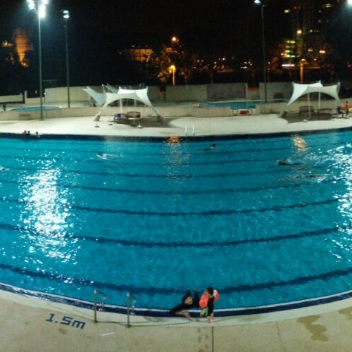 Kolam renang pusat maritim presint 5 - Swimming Pool