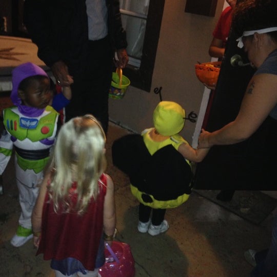 Montella Park - Park in Hollywood