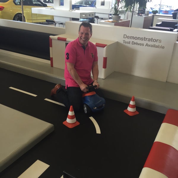 Peter Vardy BMW - Seafield Road