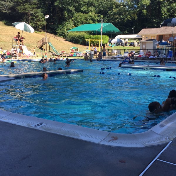 Virginia Hills Swim Club - Swimming Pool