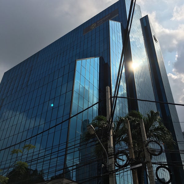 Photos at อาคารหะรินธร (Harindhorn Building) - บางรัก, กรุงเทพมหานคร