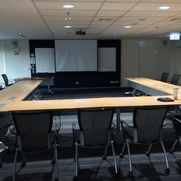 Photos at อาคารหะรินธร (Harindhorn Building) - บางรัก, กรุงเทพมหานคร