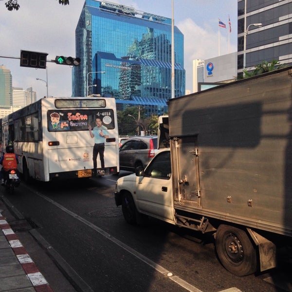 Photos at อาคารหะรินธร (Harindhorn Building) - บางรัก, กรุงเทพมหานคร