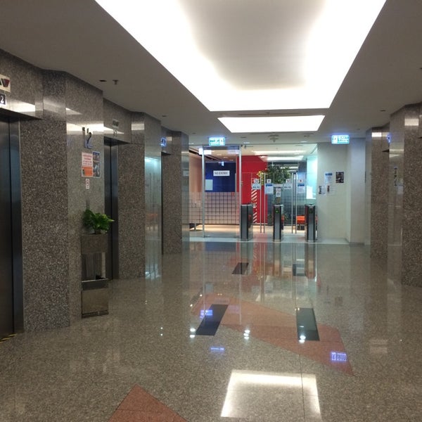 Photos at อาคารหะรินธร (Harindhorn Building) - บางรัก, กรุงเทพมหานคร