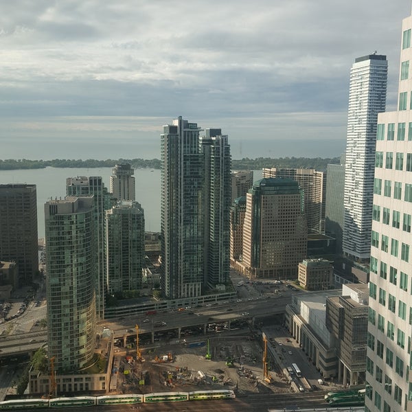 Bay Wellington Tower - Financial District - 220 Bay Street