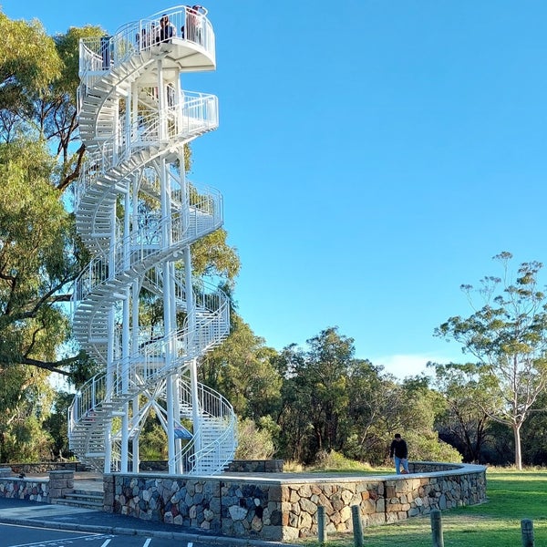 DNA Tower - 6 tips from 320 visitors