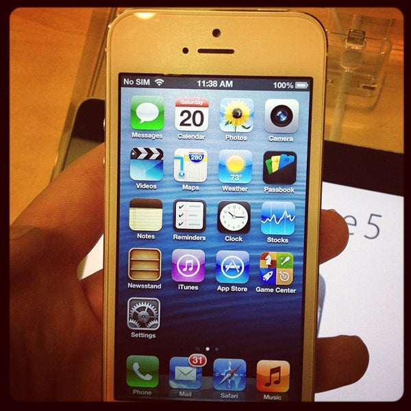 Photos at Apple Short Pump Town Center - Electronics Store