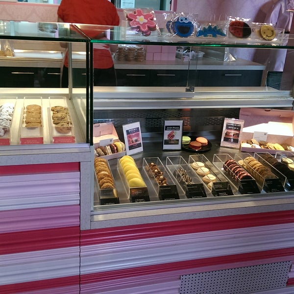 Lady Kookie biscuiterie (Now Closed) - Saint-Jean-Baptiste - 1 Rue St-Jean