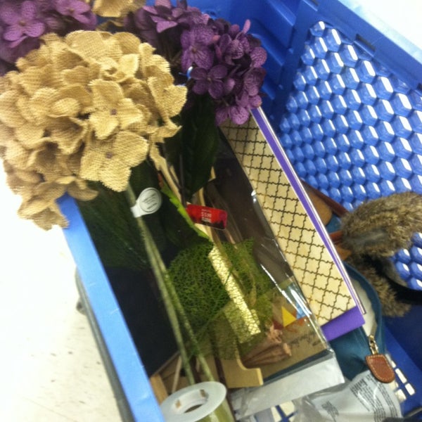 Hobby Lobby - 4 tips from 587 visitors