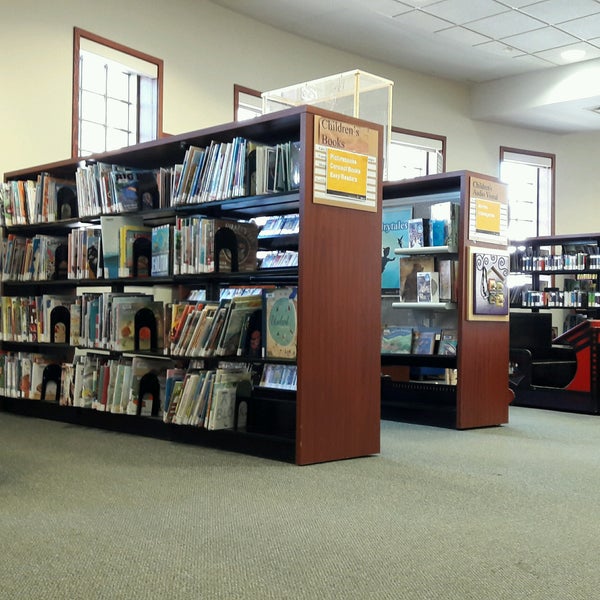 Strathcona Library (EPL) - Strathcona - 1 tip from 125 visitors