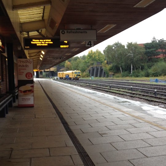 Platform 4 - Platform