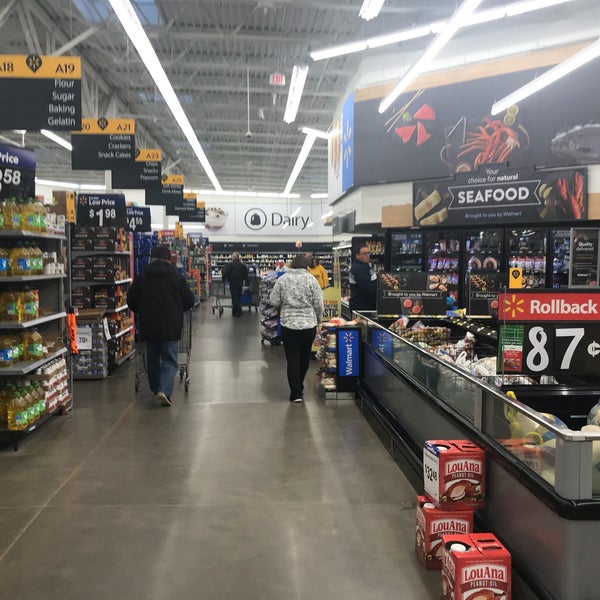 Walmart Supercenter - Big Box Store
