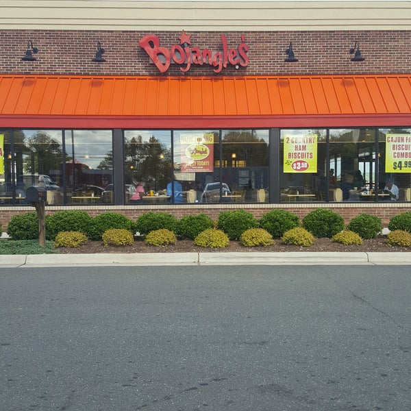 Bojangles' Famous Chicken 'n Biscuits - 4 tips from 480 visitors