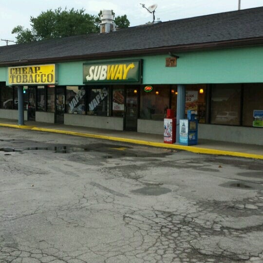SUBWAY - 200 E 2nd St Ste M