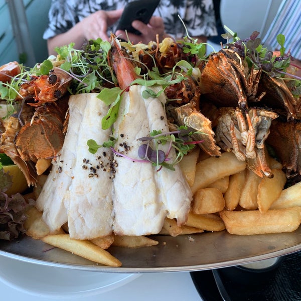 The Lazy Lobster - Seafood Restaurant in Labrador