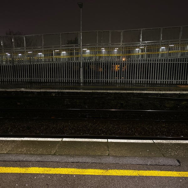 Stapleton Road Railway Station (SRD) - Rail Station in Easton