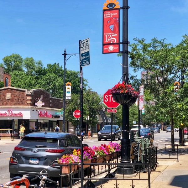 Lakeview Neighborhood Chicago