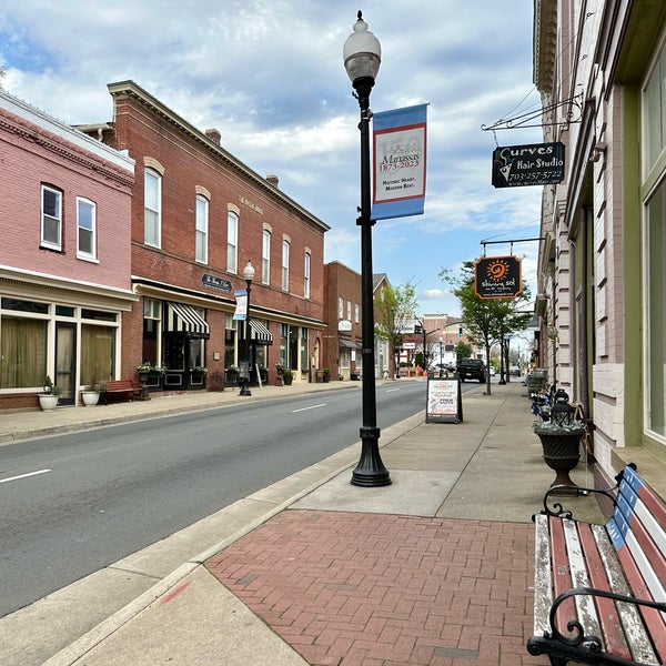 Photos at Old Town Manassas - Monument in Downtown Manassas