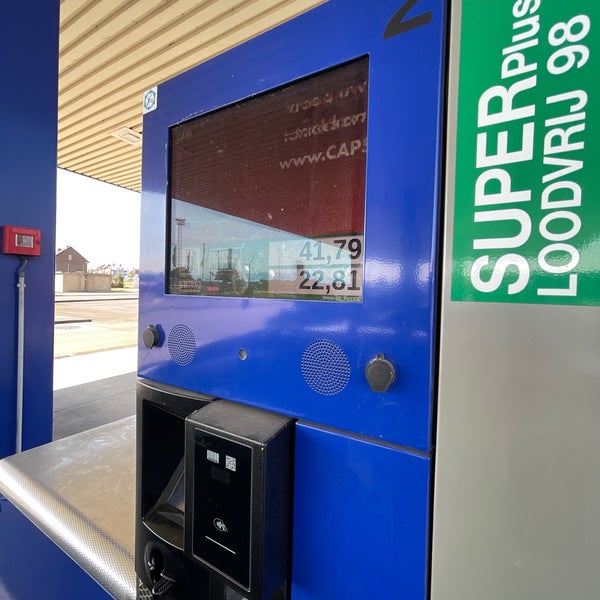 Tankstation Makro (Now Closed) - Fuel Station