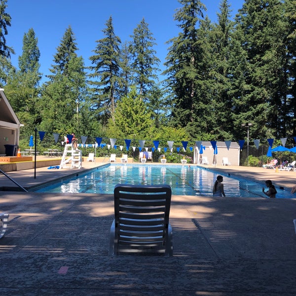 Klahanie Lakeside Pool - 2 tips