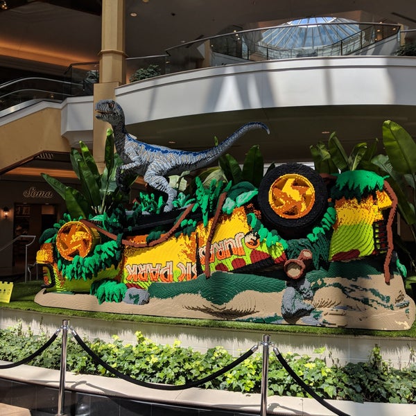 The LEGO Store - Downtown Troy - Troy, MI