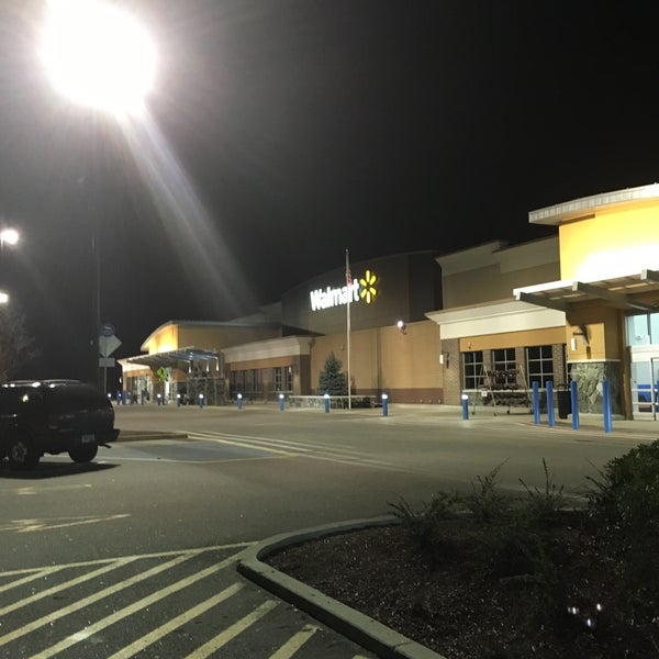 Walmart Supercenter - Big Box Store