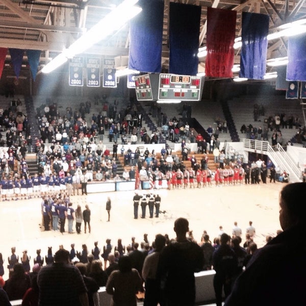 Muncie Fieldhouse - 4 tips