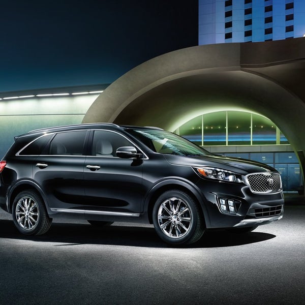 Mark Kia - 3333 N 89th St