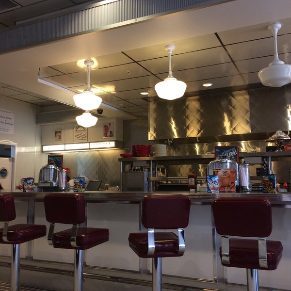 Johnny Rockets - 2 tips from 112 visitors