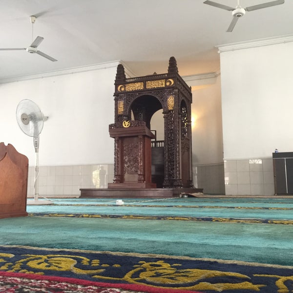 Photos at Masjid Temenggong Daeng Ibrahim (Mosque) - Mosque in Central ...