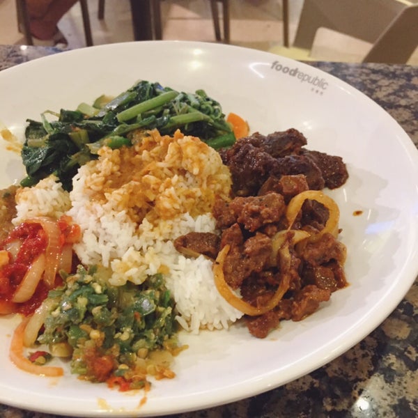 Food Republic - Bukit Bintang - 257 tips from 21408 visitors