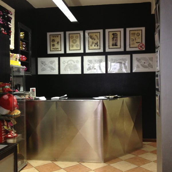 Ritual Body Mod.it Tattoo Piercing - Tattoo Parlor