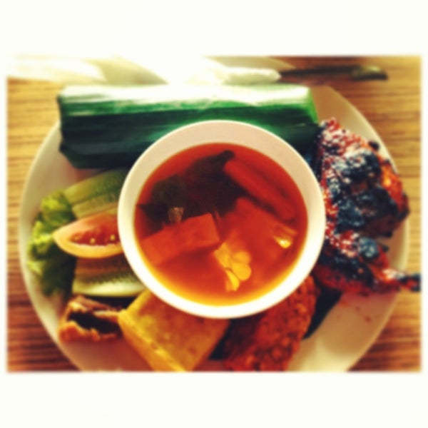 Wulan Sari Resto & Catering - Jl.kemakmuran no 46-47