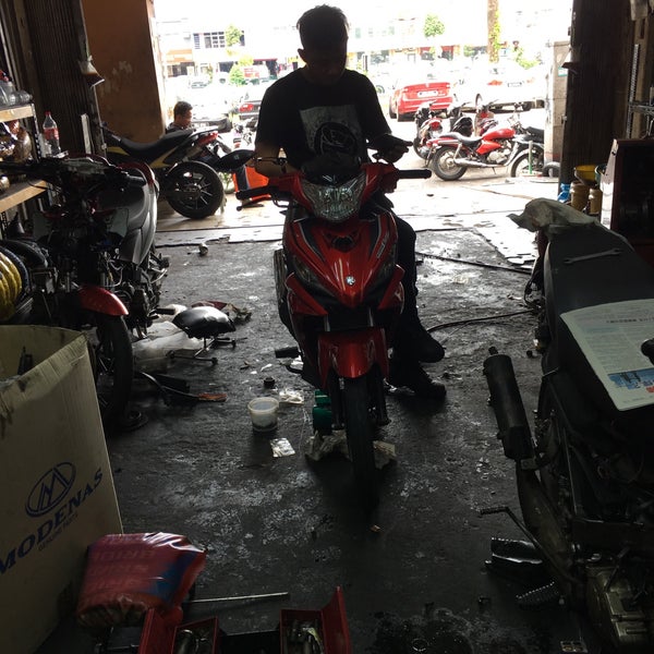 Racing Boy Workshop - Bike Shop