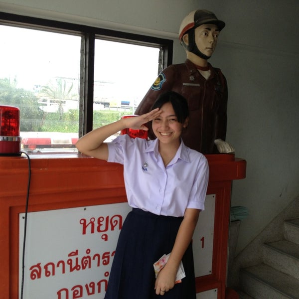 สถานีตำรวจทางหลวง1กองกำกับการ8กองบังคับการตำรวจทางหลวง ลาดกระบัง 0 Tips