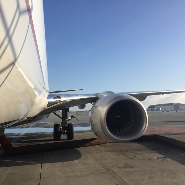 United Airlines - Flight Operations SFOFO - Office