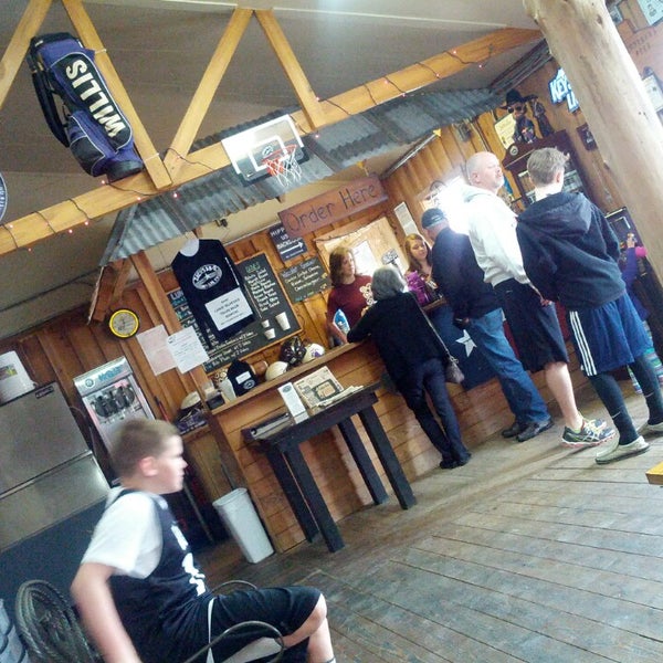 Zach's BBQ (Now Closed) - BBQ Joint in Willis