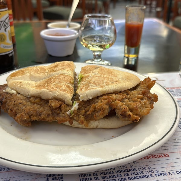 El Baluarte de Oro - Bar en Ciudad de México