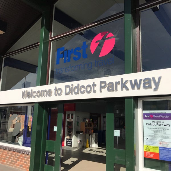 Didcot Parkway Railway Station (DID) - Station Rd