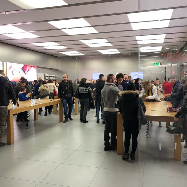 Apple Carosello - Carugate, Lombardia