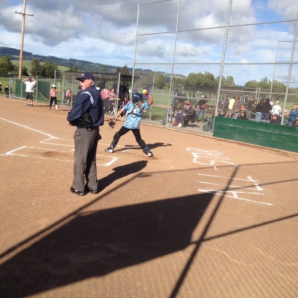 Softball Fields Fields Petaluma CA - Petaluma, CA