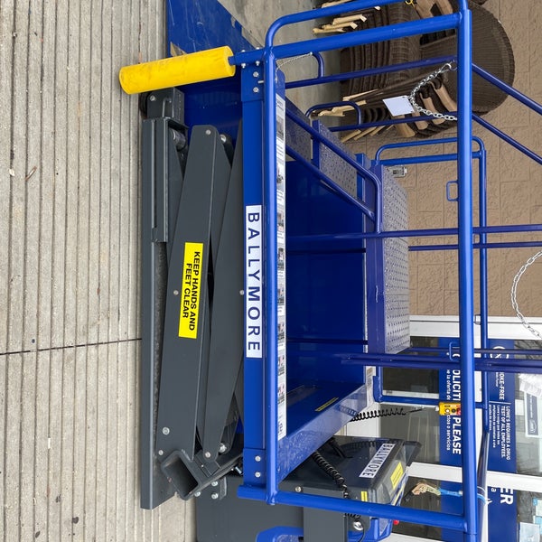 Lowe's - 9 tips from 208 visitors